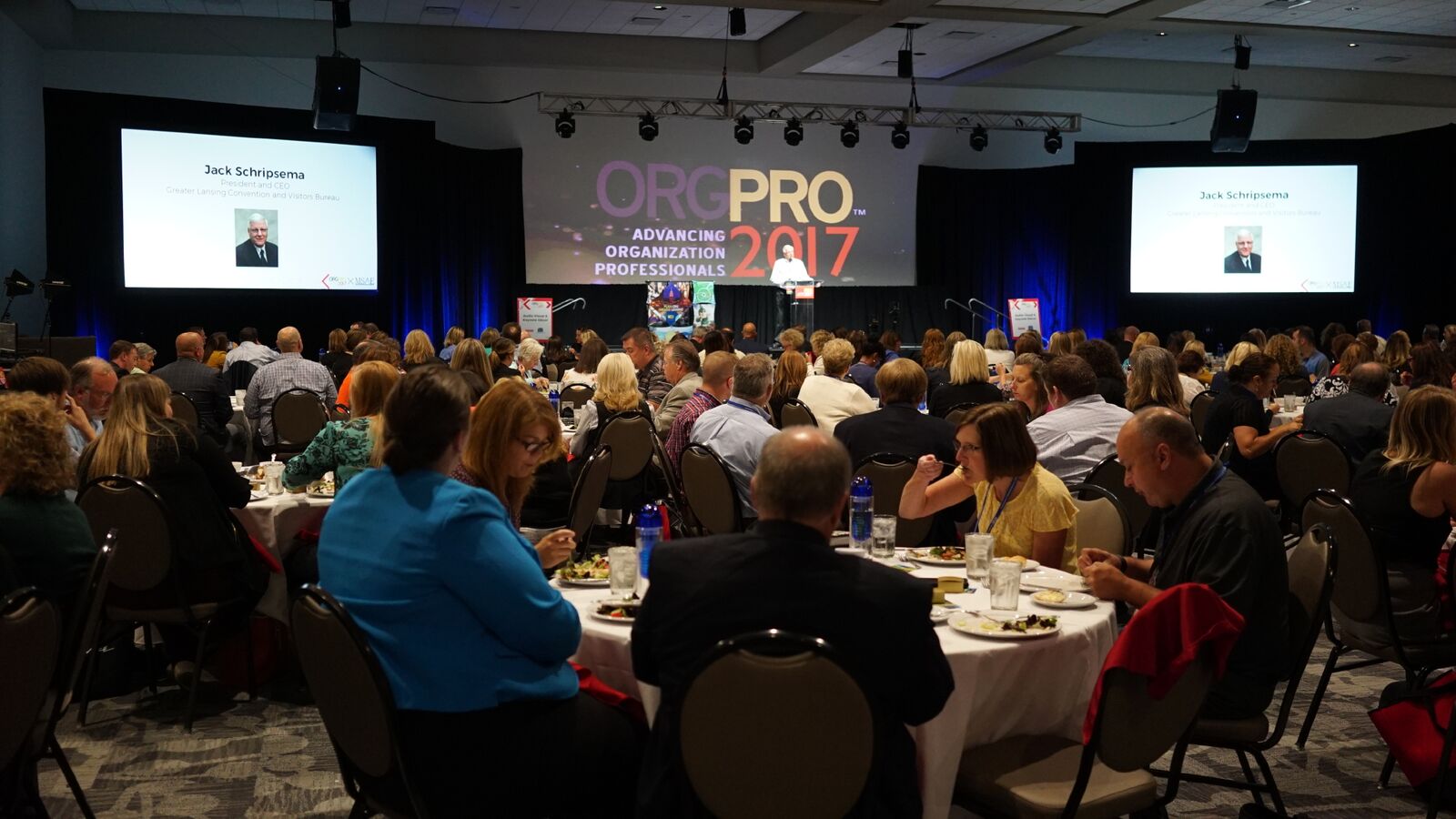 Blue Water Convention Center - Guest Services